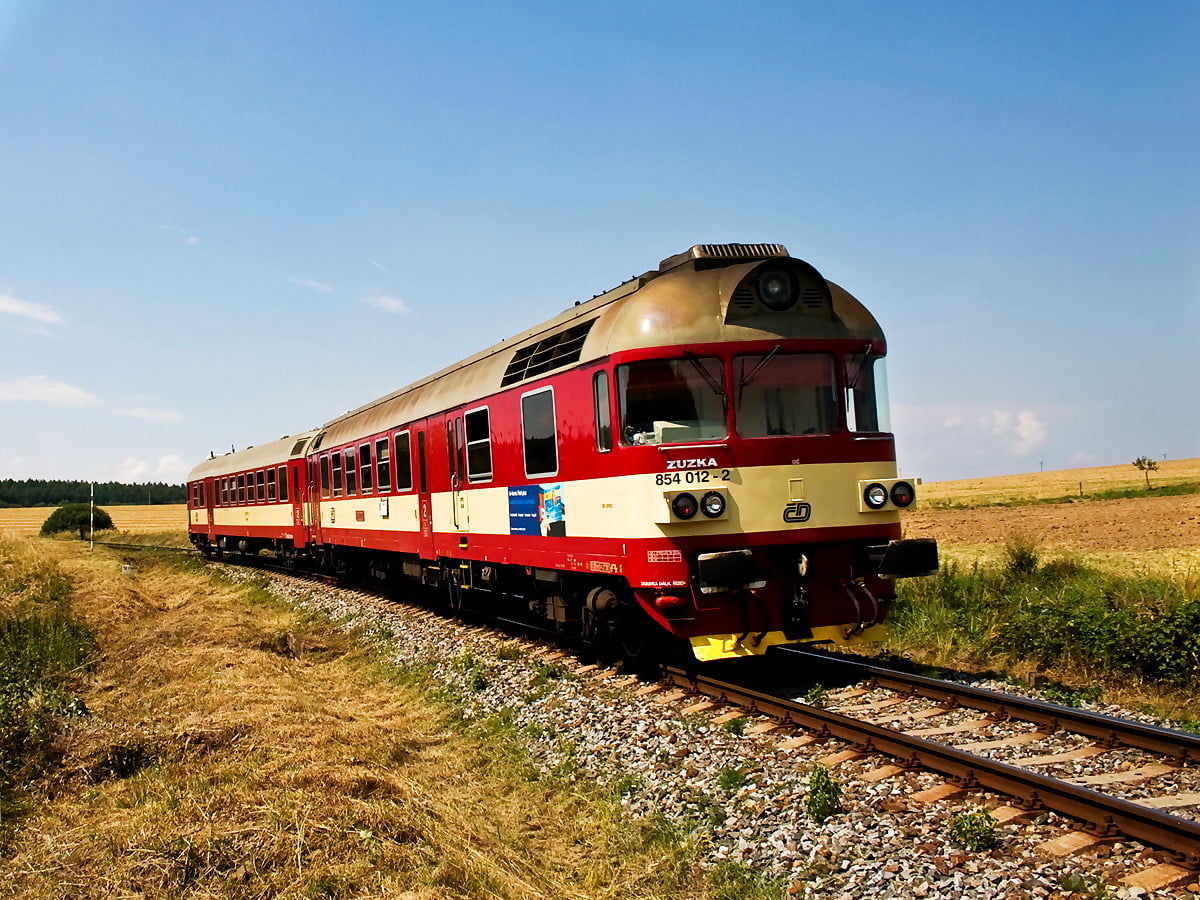Treno, Ferrovia, Locomotiva - sfondo estetico | Scarica Gratis