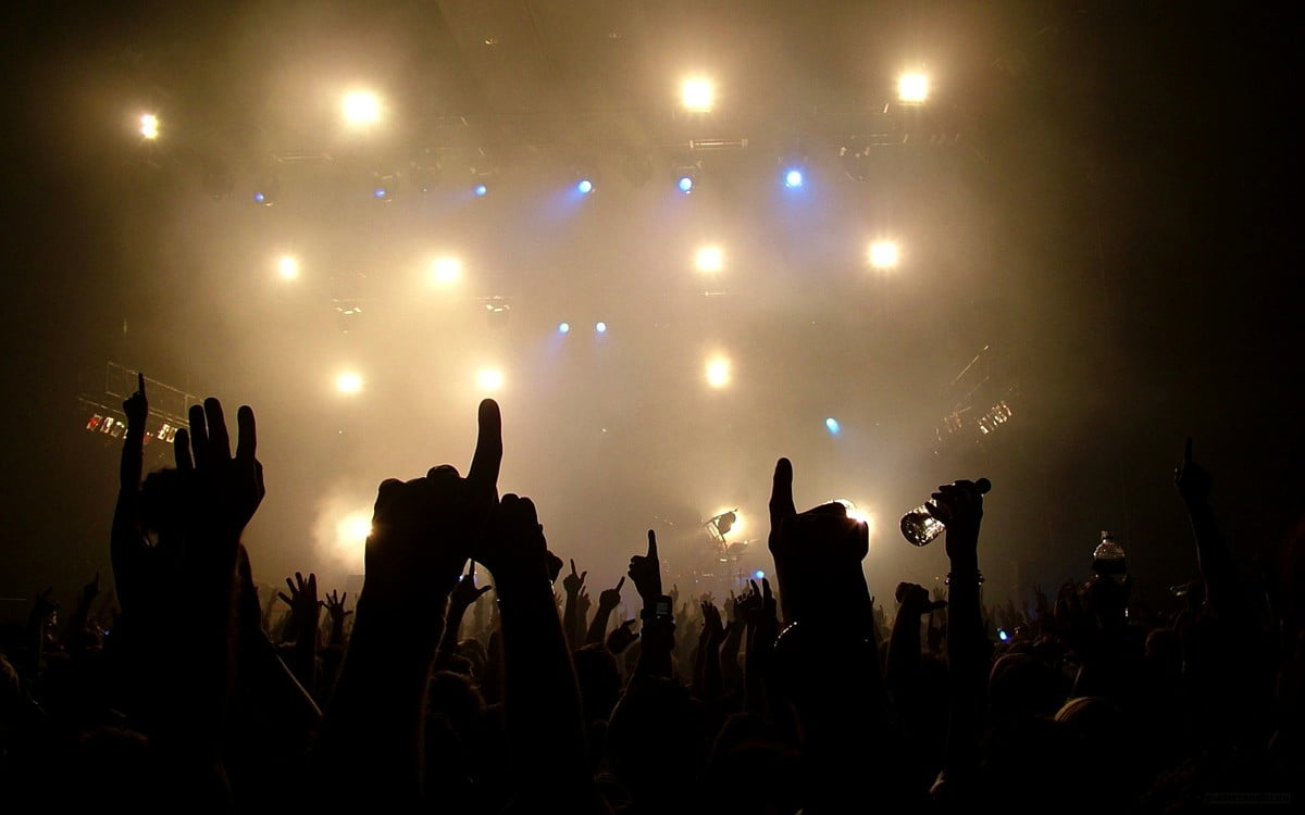 Discoteca, Concerto, Concerto Rock - sfondo fighissimo | Sfondi Gratis